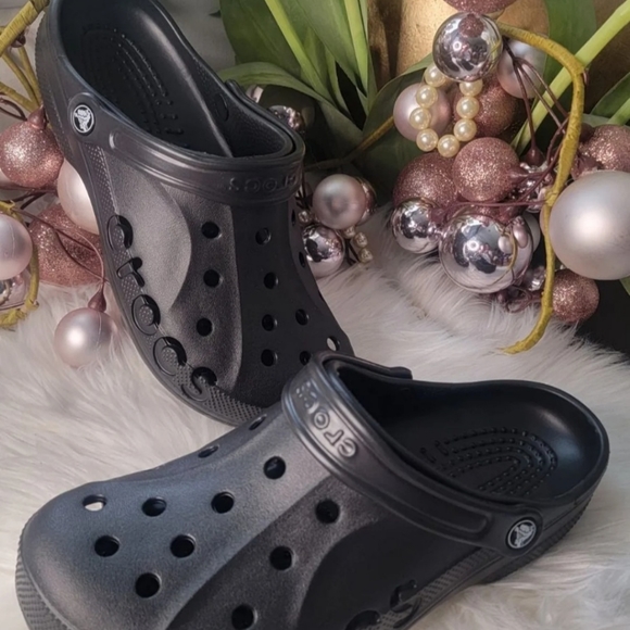 CROCS | Shoes | Crocs Unisex Clogs Black Brand New | Poshmark